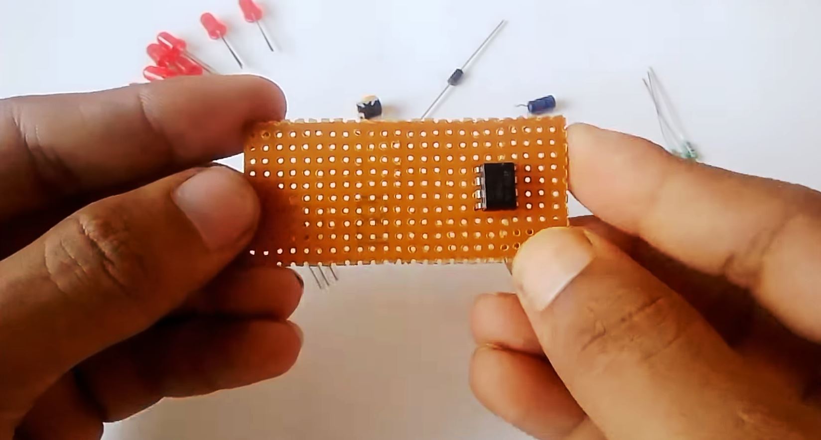 How To Make a Breathing LED Circuit Using LM358 Op-Amp IC | DIY