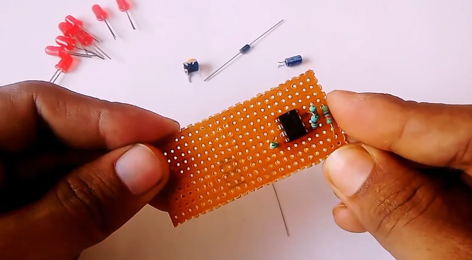 How To Make a Breathing LED Circuit Using LM358 Op-Amp IC | DIY