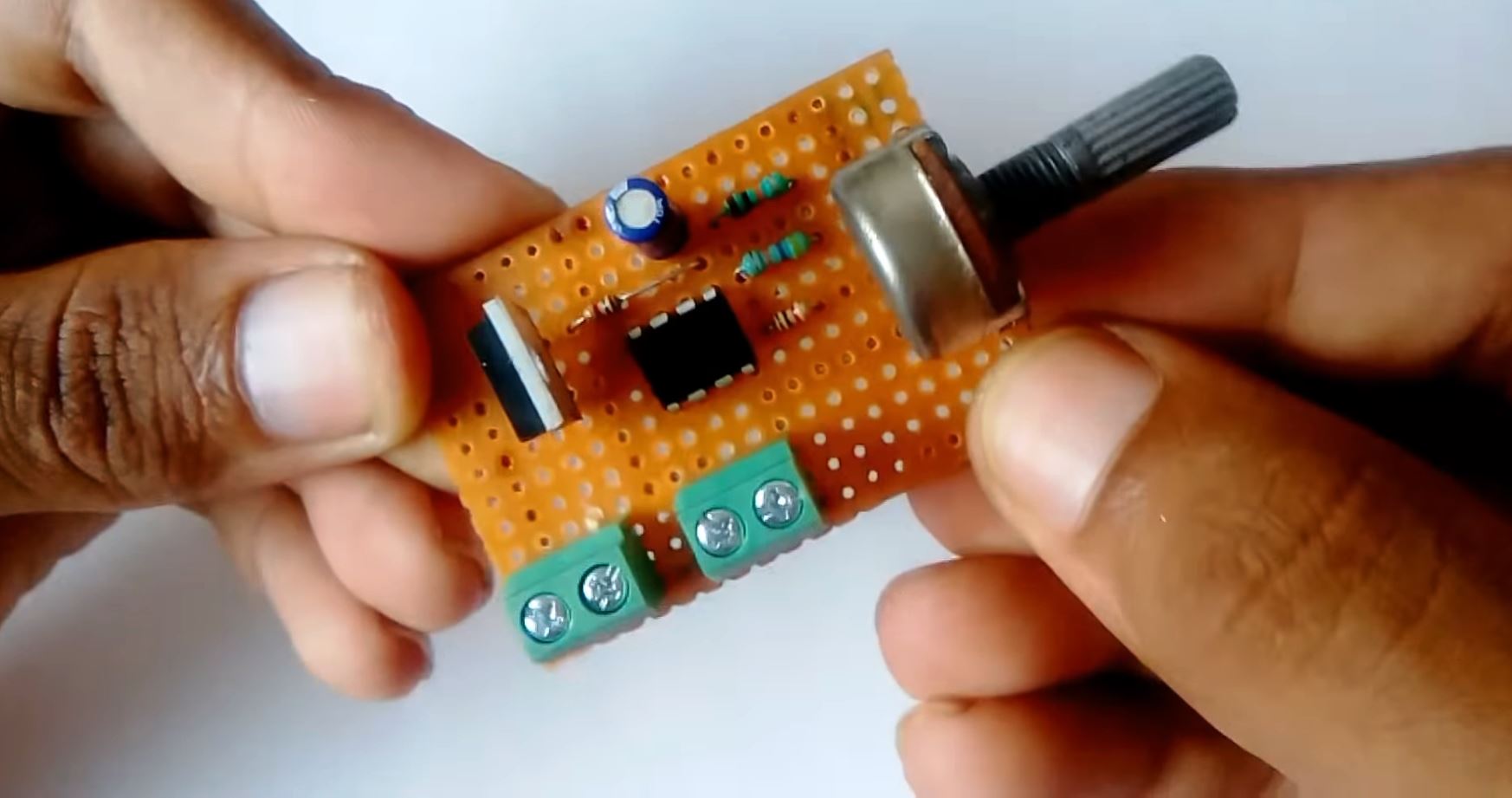 Pulse Width Modulation Pwm Signal Generator Using Lm358 Op Amp Ic