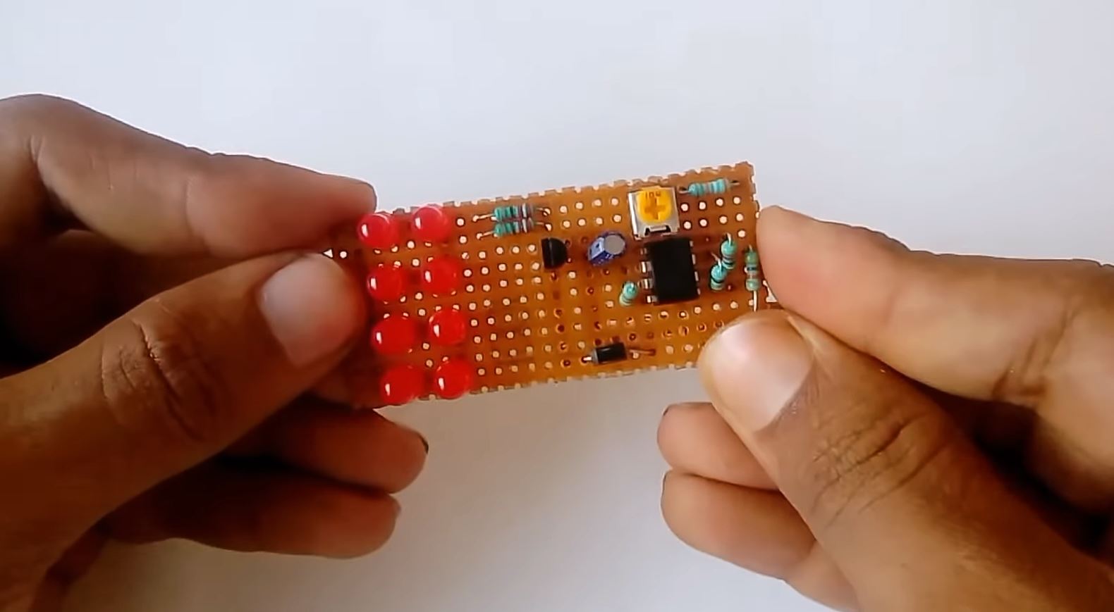 How To Make a Breathing LED Circuit Using LM358 Op-Amp IC | DIY